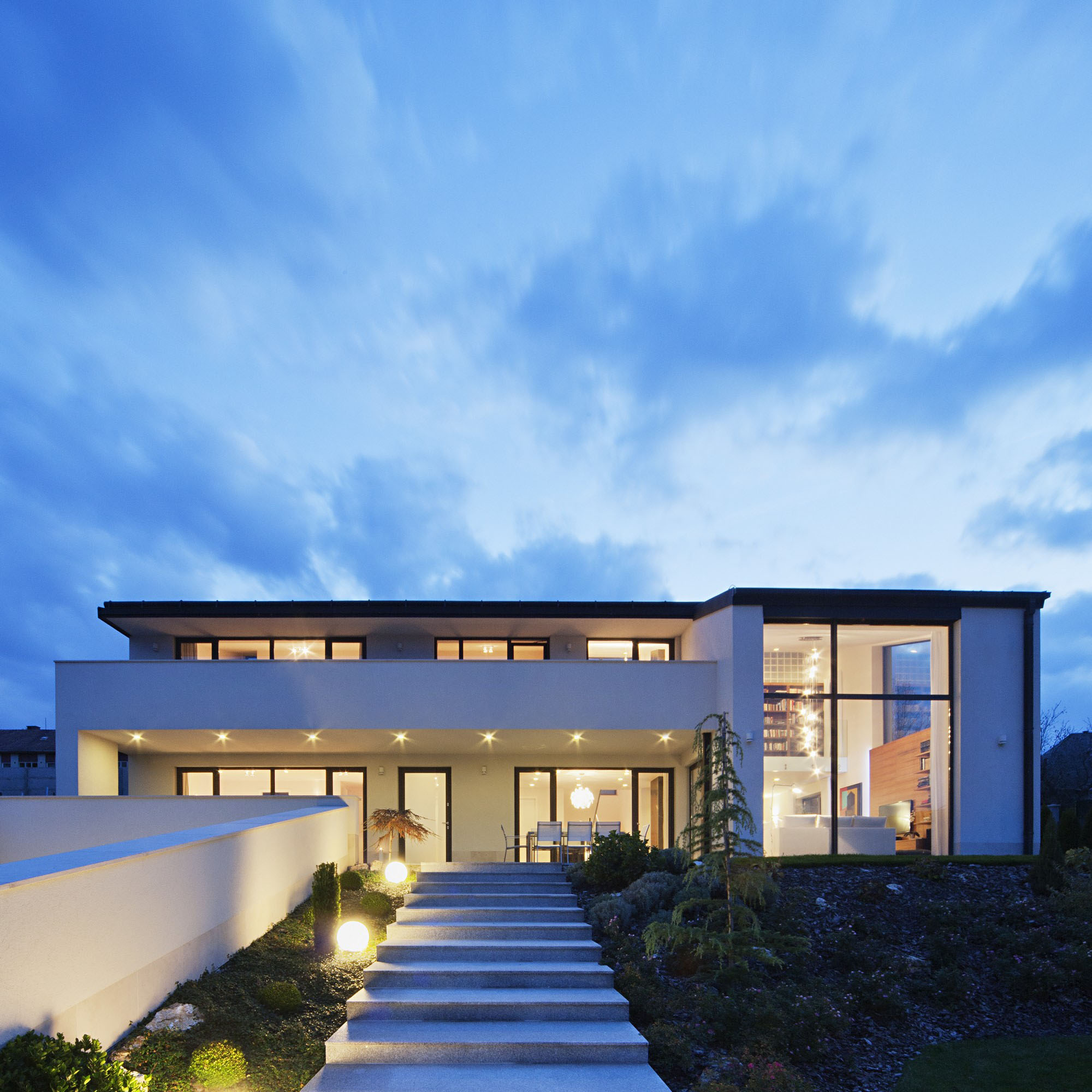 A Stunning Contemporary Home with Asymmetrical Facade and Unique Look ...