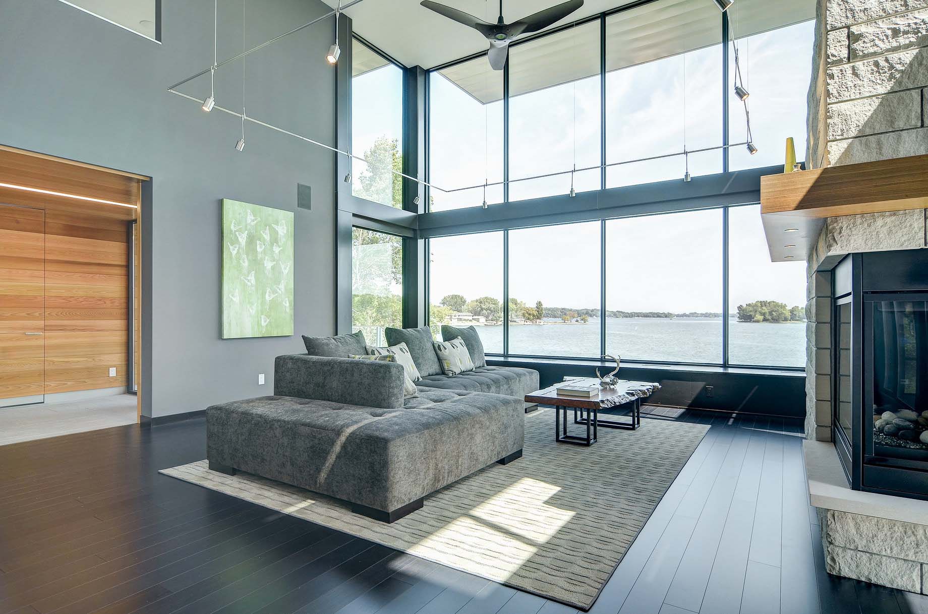 A Stunning Glass Lake House with Modern Silhouette of Earthy Materials ...