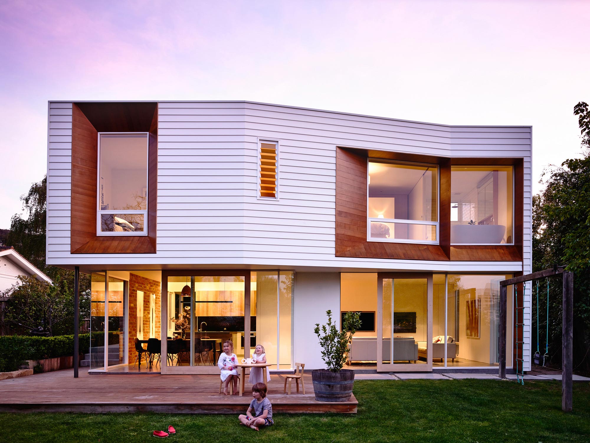 An Elegant Contemporary Home with Faceted Window Recesses in Sandy Bay ...