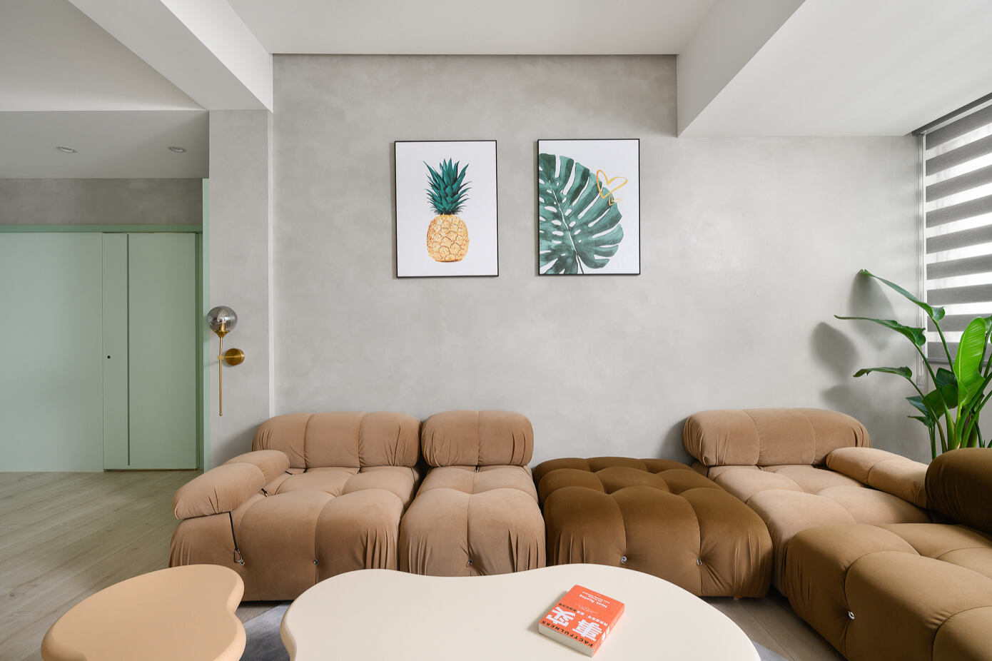 Fu Design Studio Creates a Beautiful Modern Home in New Taipei City ...